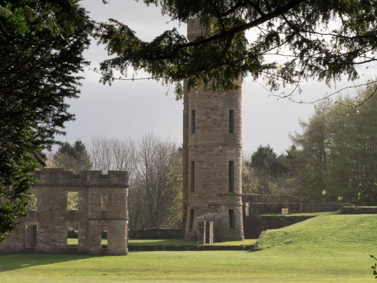 Eglinton castle and country park – Love Exploring Scotland